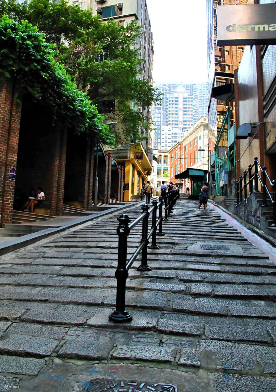 Pusat Spesialisasi Hong Kong + Mobil Ding Ding + Puncak Victoria + Tur ...