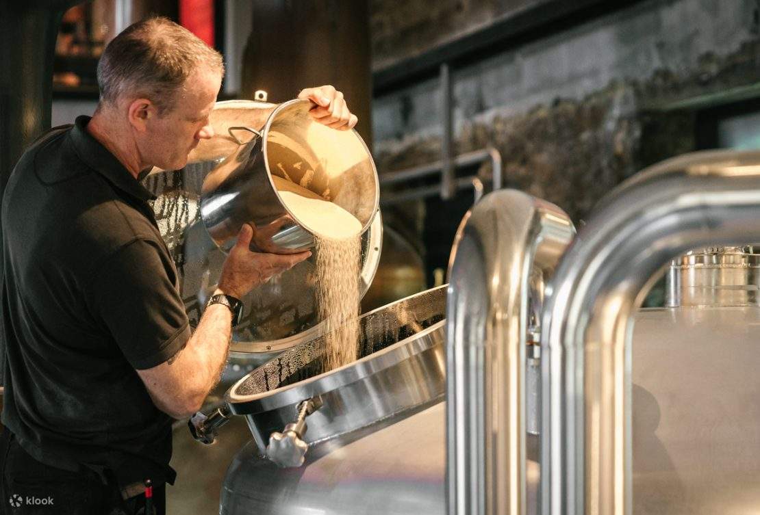 Edinburgh Whisky Join In Tasting and Tour - Klook