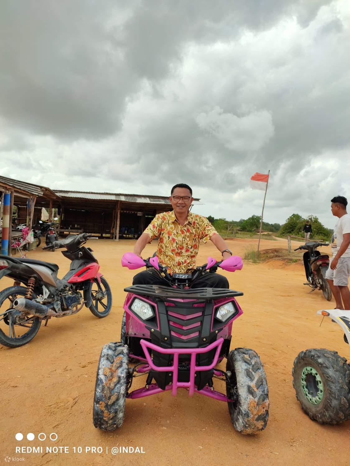 Sand Dune and Blue Lake Private Tour from Bintan - Klook
