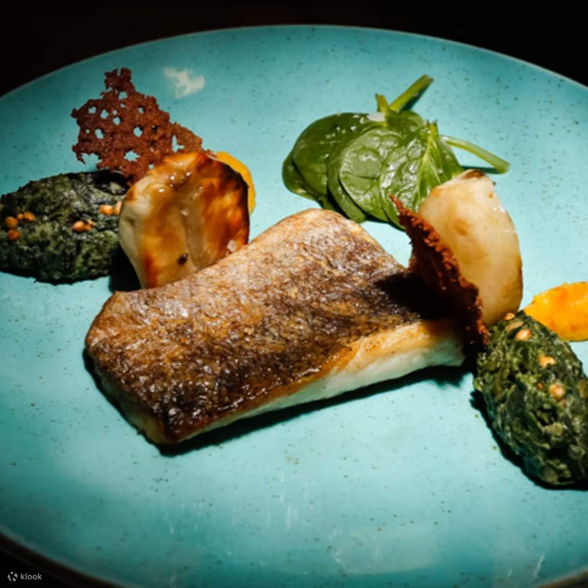 Discover the Ultimate Montmartre: Eclectic Tour with Exclusive 5-star ...