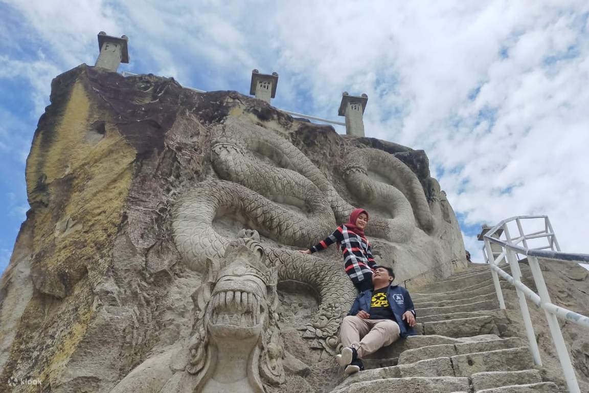 Wisata Tanah Sehari Pribadi Gunung Merapi, Candi Plaosan, dan Tebing ...