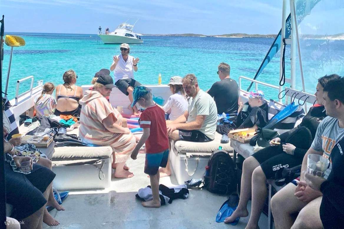 Tur Perahu Snorkeling Pulau Rottnest - Klook Indonesia