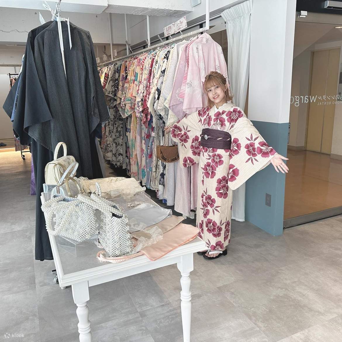 Reserva online para alquiler de kimonos (proporcionada por la tienda ...
