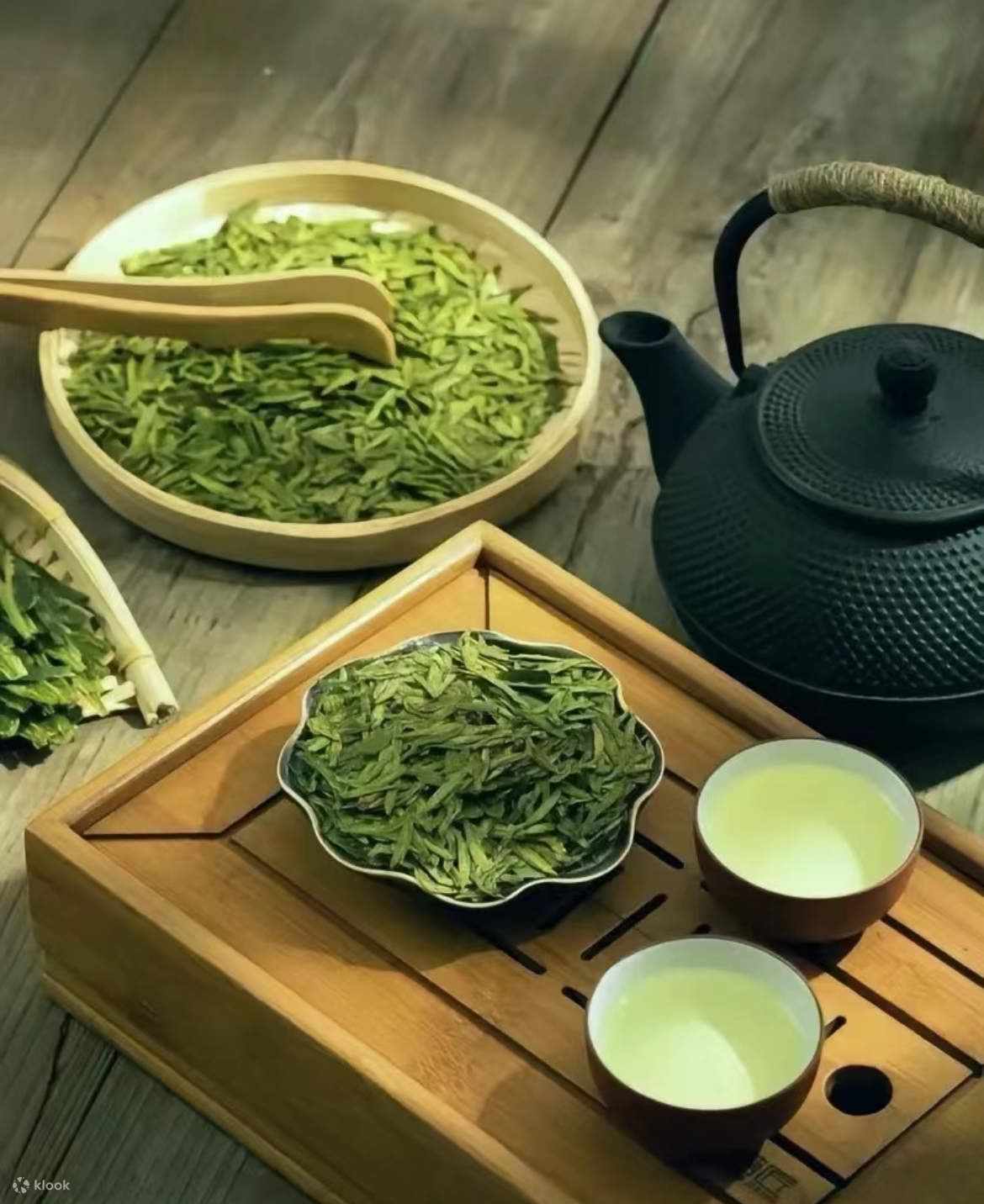 Hangzhou Longjing Tea Garden 5km light hike: Jiuxi Smoky Trees + Jiuxi ...