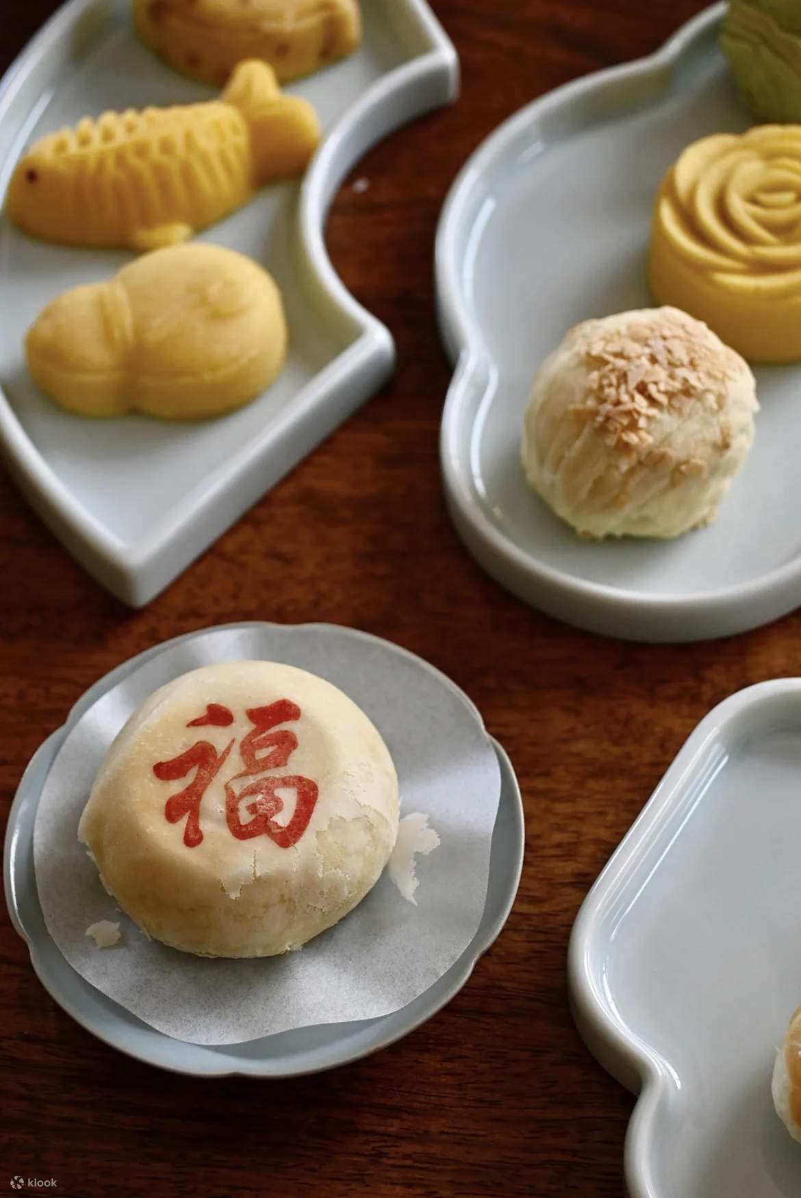 Tipsy Travel: Beijing Hutong Night Exploration Food and Wine Tour ...