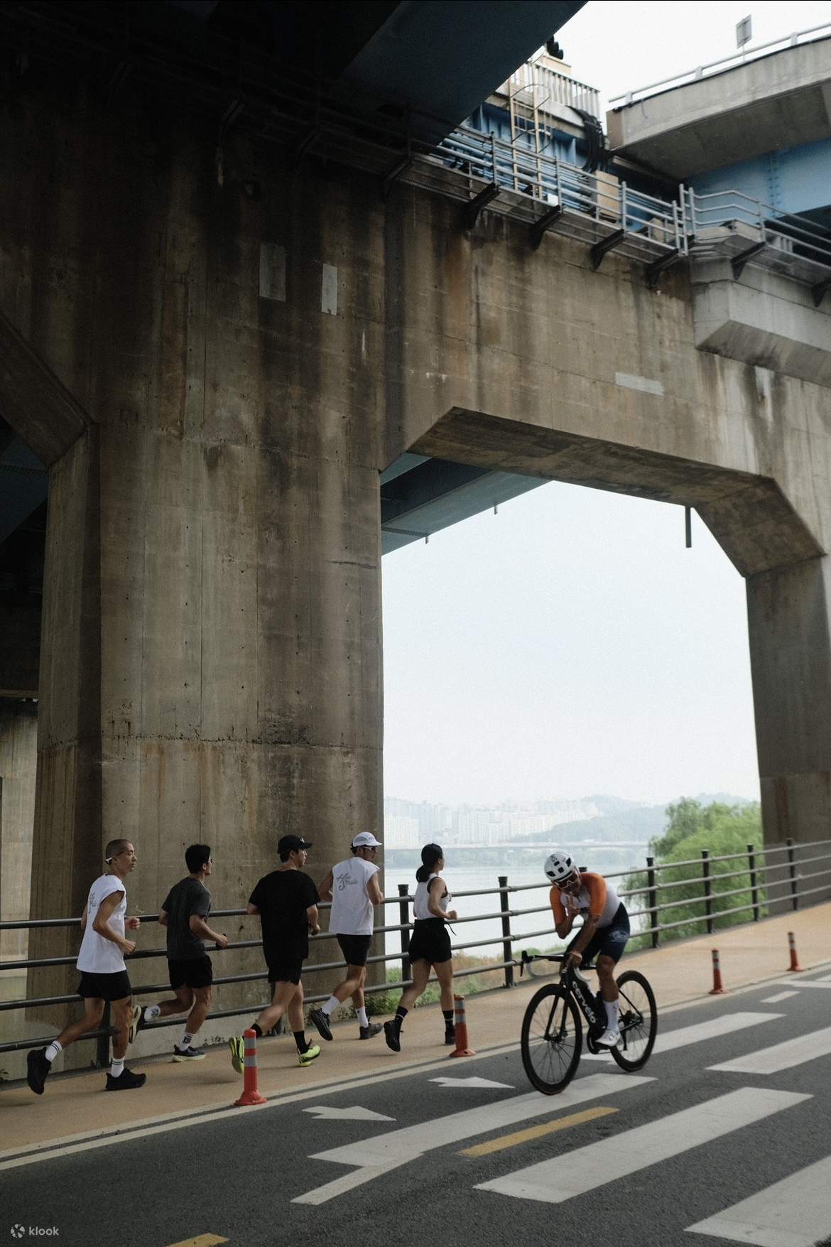 Seoul Gwanghwamun Loop Running Tour - Klook Malaysia