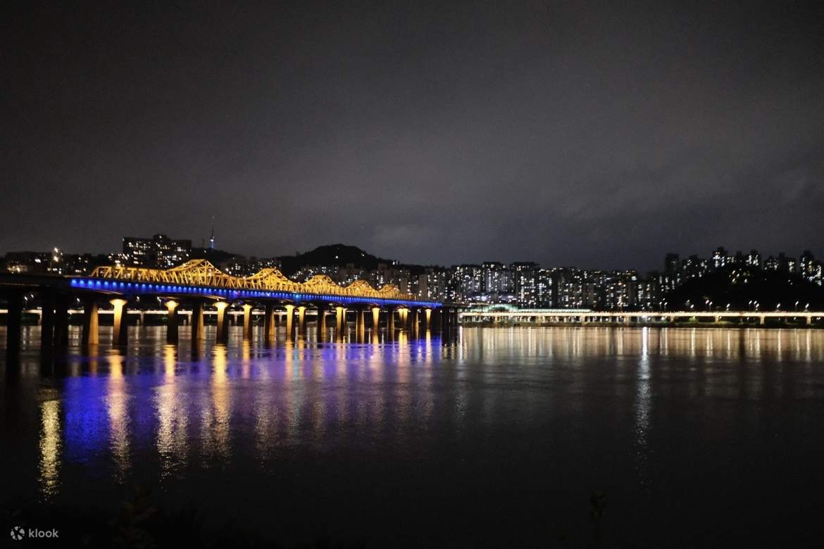 Seoul Gwanghwamun Loop Running Tour - Klook Malaysia