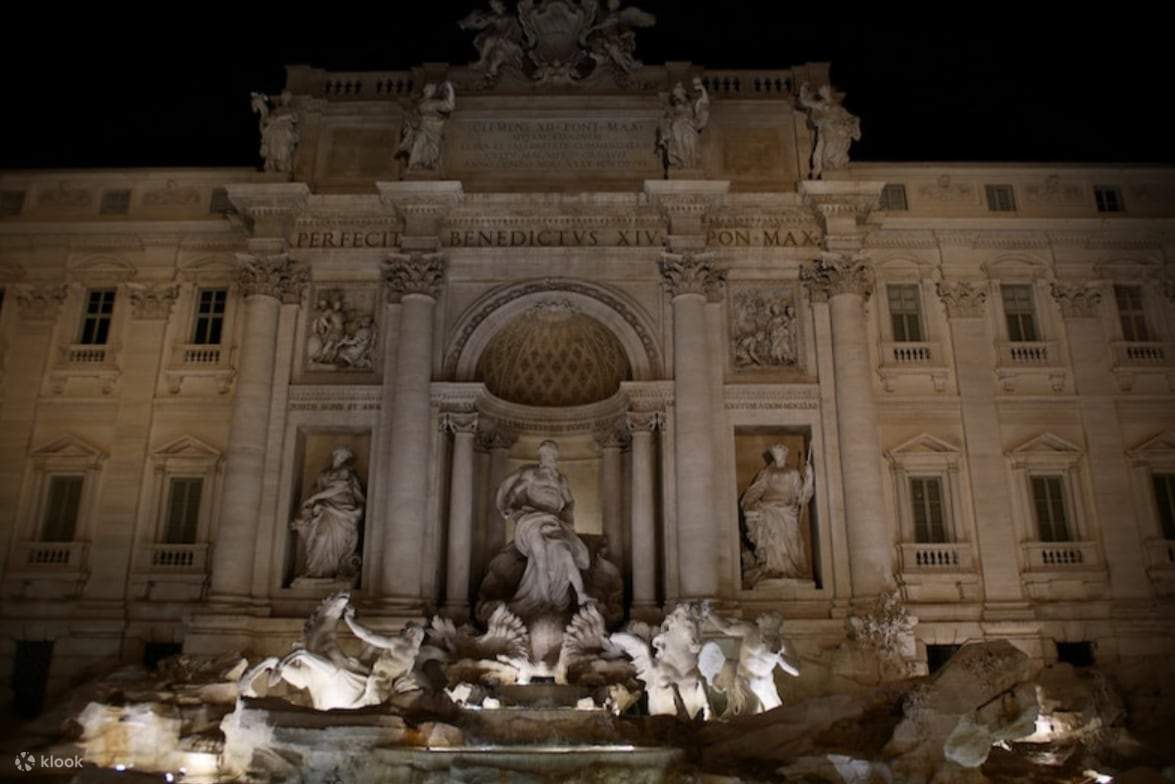 Lawatan Malam Kota Rom, Pantheon dan Trevi Fountain - Klook Amerika ...