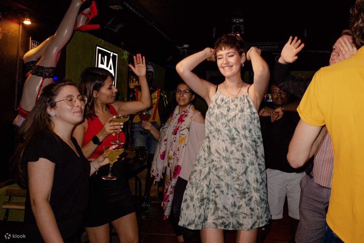 Tipsy History Walking Tour in Lisbon - Klook Hong Kong