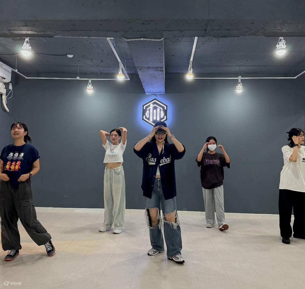 K-POP Dance, Vocal Recording & Photoshoot Experience | Busan Korea ...