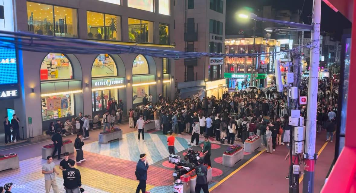 Korean Night Culture Tour at Hongdae with K-Space - Klook