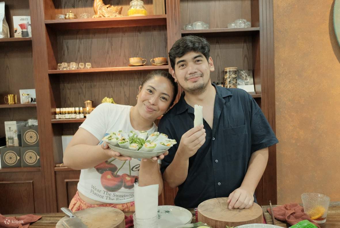 Hanoi Cocktail Class With Light Meal And Transfers Included - Klook