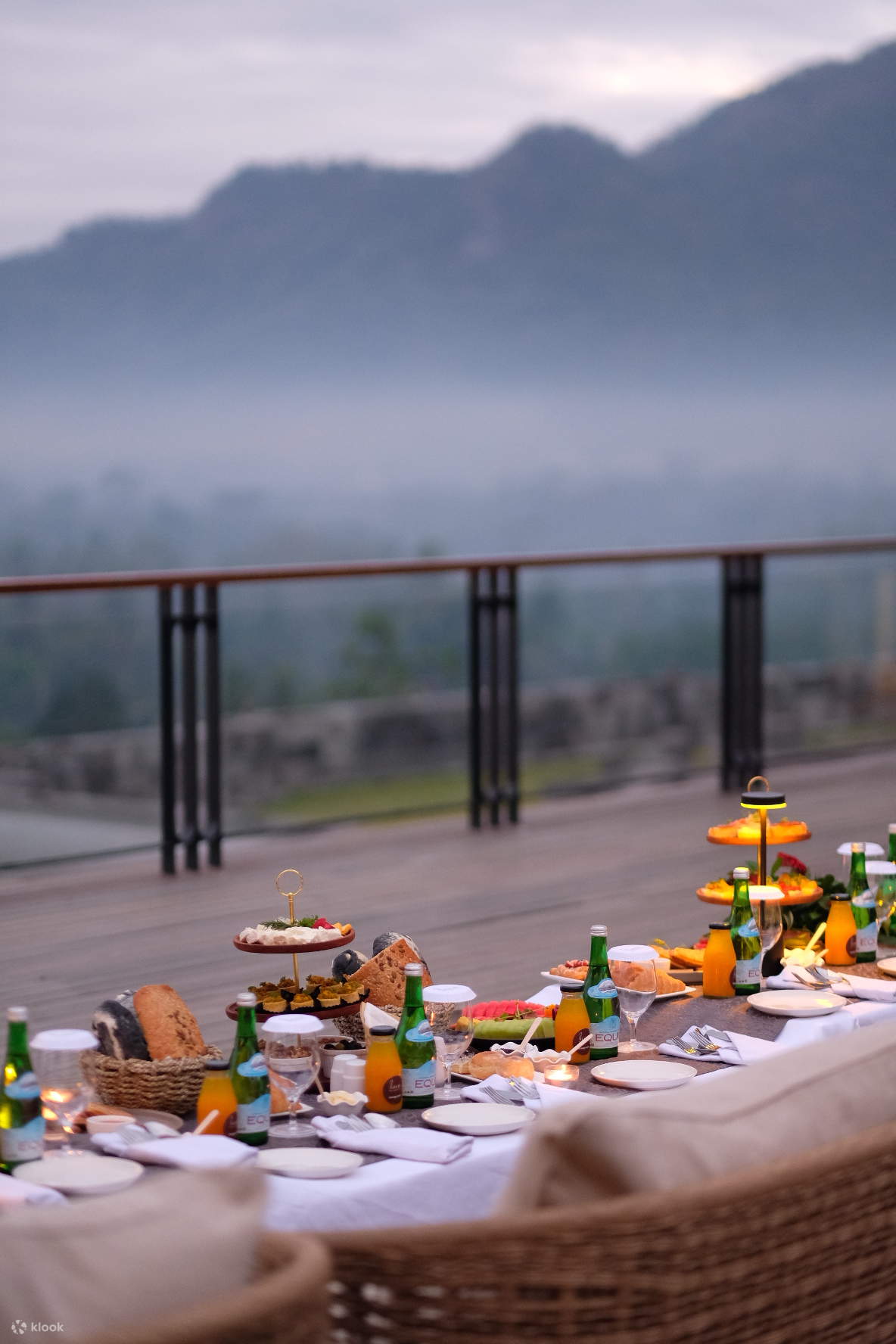 Tiga Dari 레스토랑에서의 식사 - 클룩 Klook 한국