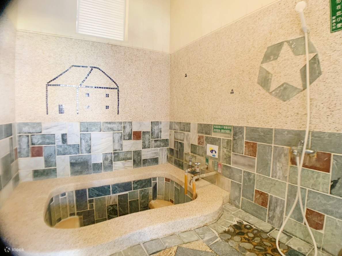 Tainan｜Guanziling Liquan Hot Spring｜House for 2 persons・Room bathing ...