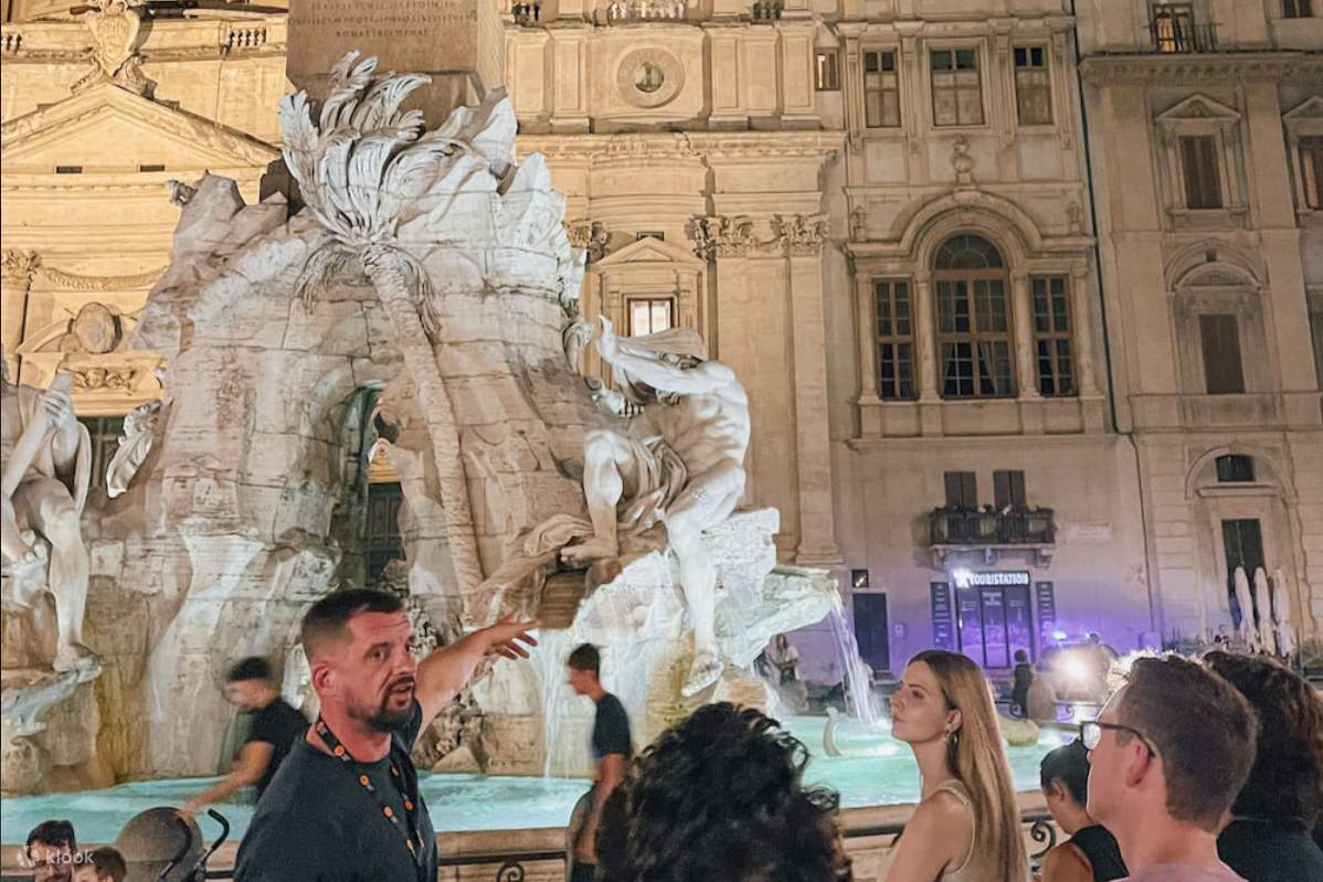 Lawatan Malam Kota Rom, Pantheon dan Trevi Fountain - Klook Amerika ...