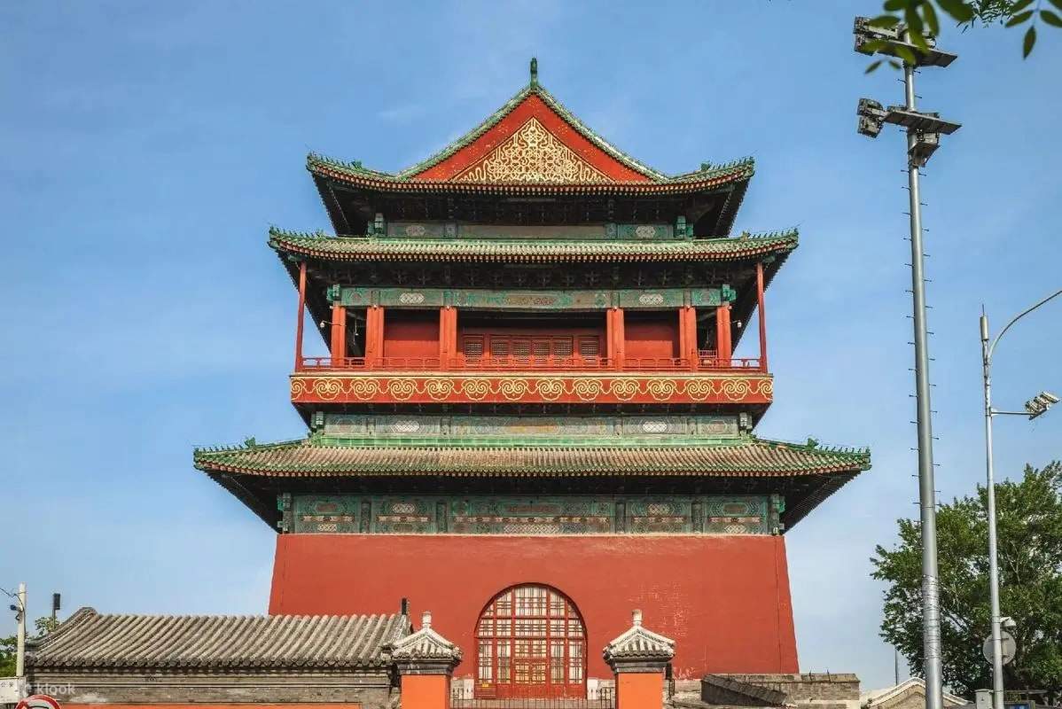 Pagoda Angsa Liar Besar Xi'an, Tembok Kota Xi'an, Menara Lonceng dan ...