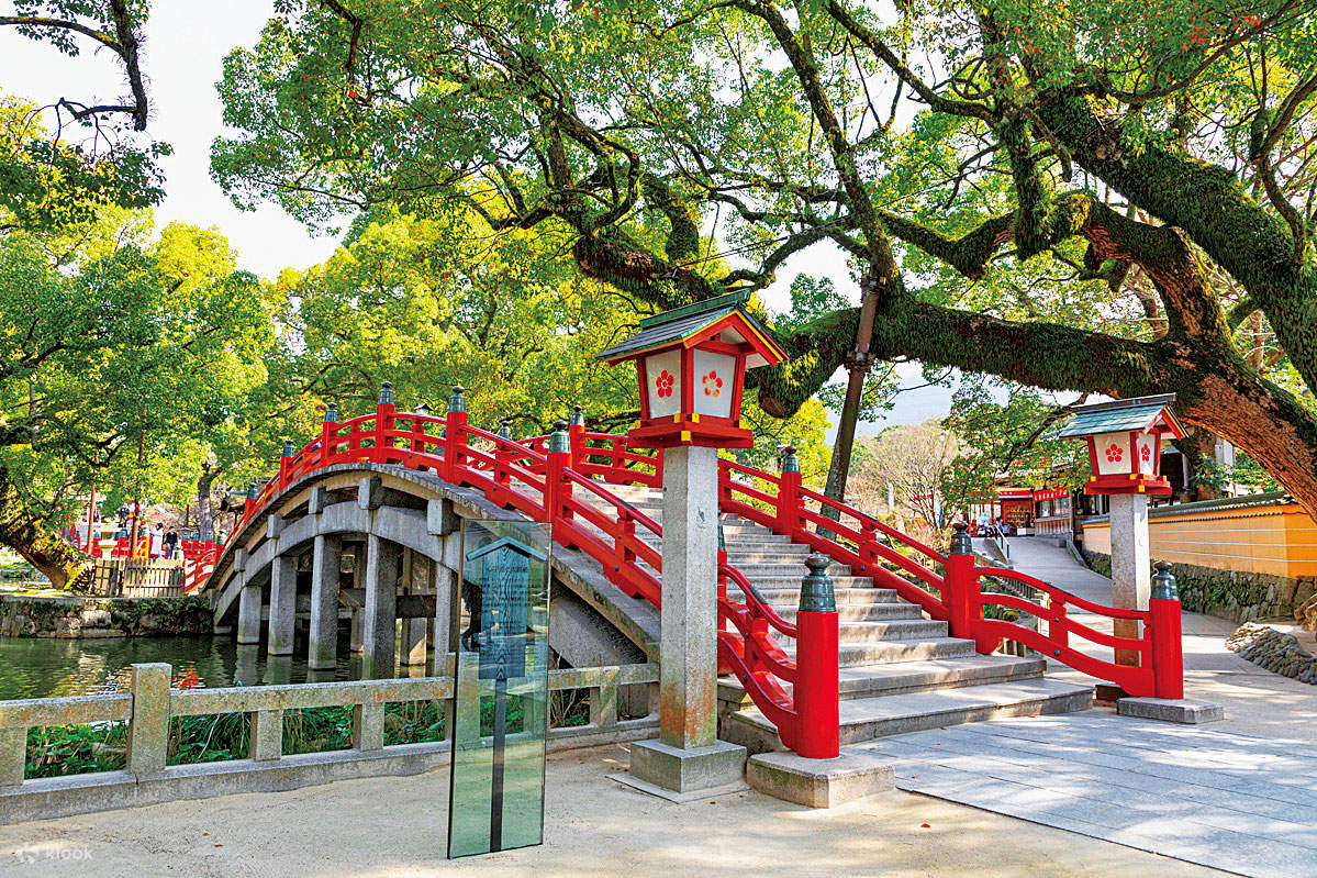 Yanagawa Dazaifu Yanagawa Cruise And Tosu Premium Outlets Day Tour