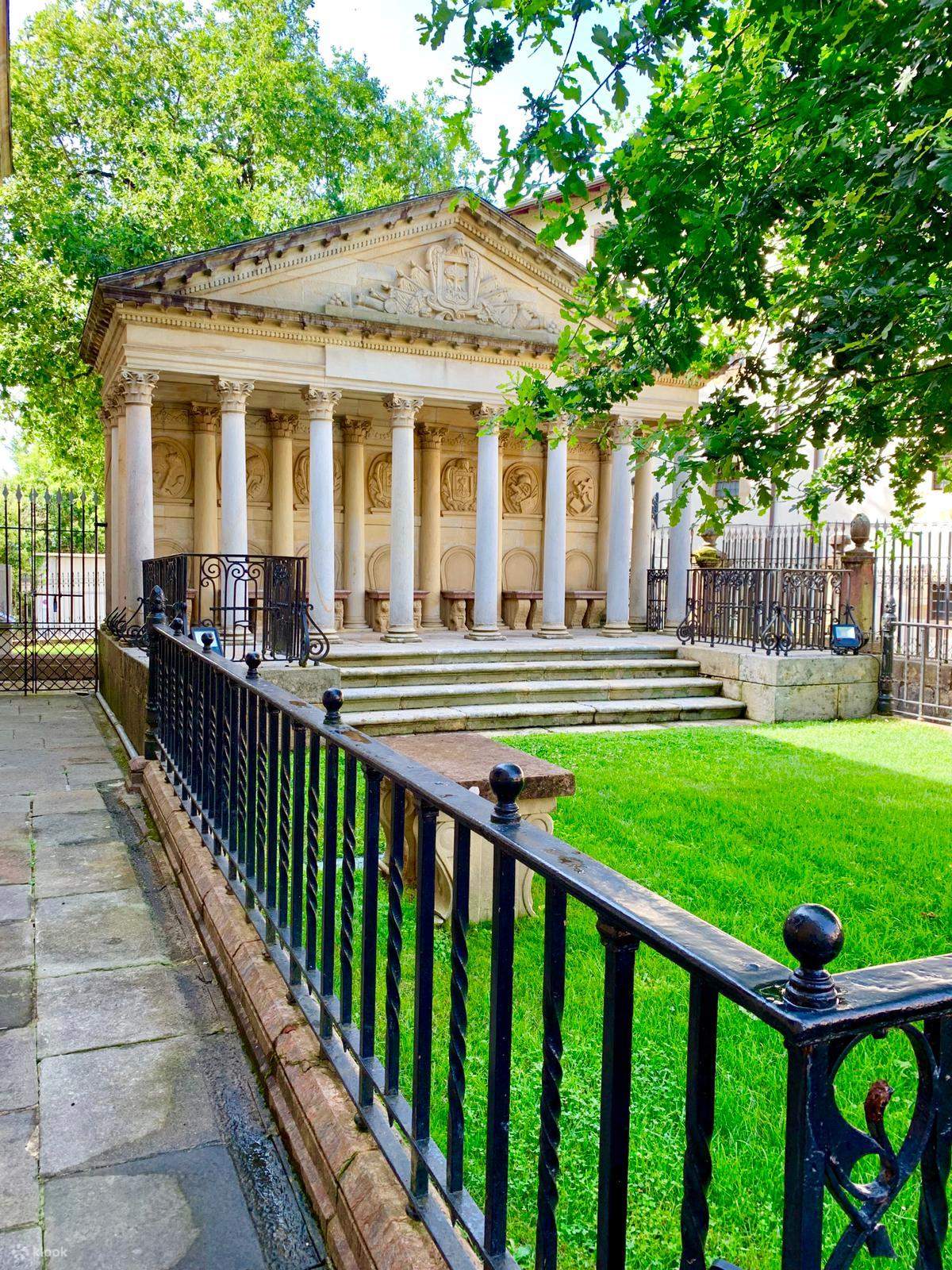 San Juan de Gaztelugatxe, Mundaka & Gernika half-day tour from Bilbao ...