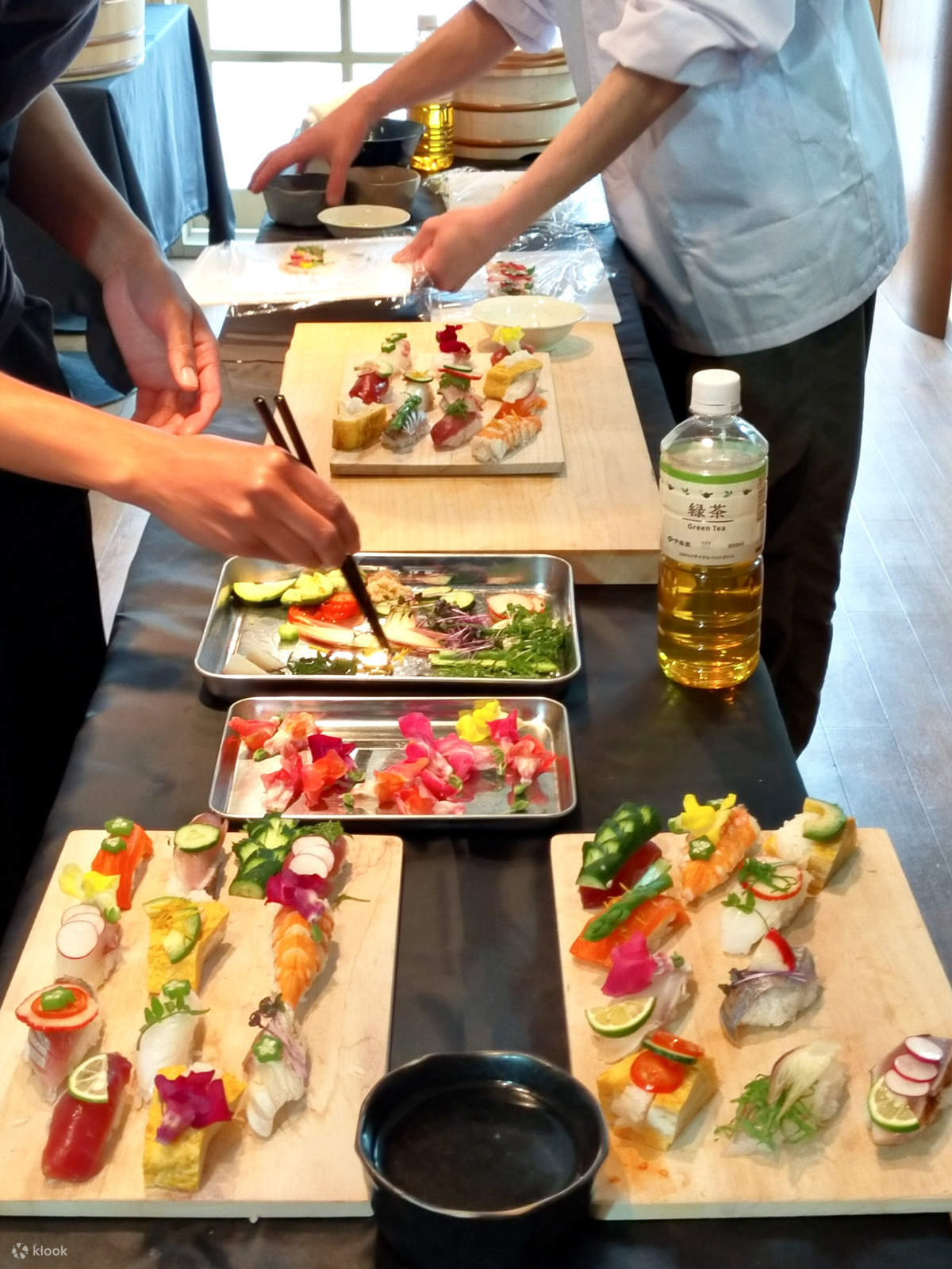 Sushi & Rolled Sushi Making Experience (Kyoto) - Klook Australia