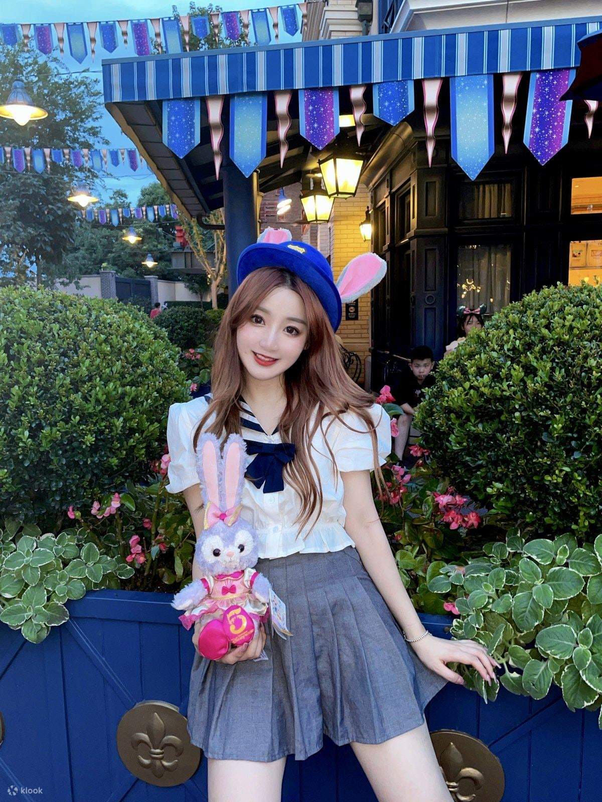 Shanghai Disneyland Photography - Klook Australia