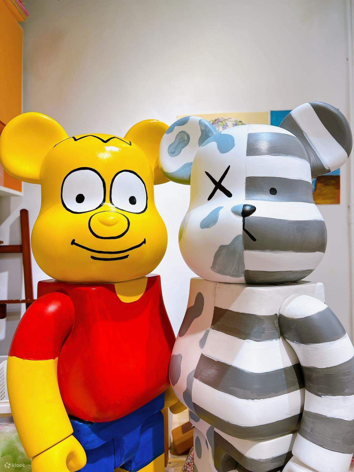 The Living Art | DIY Hand Painting BearBrick Creative Painting Workshop ...