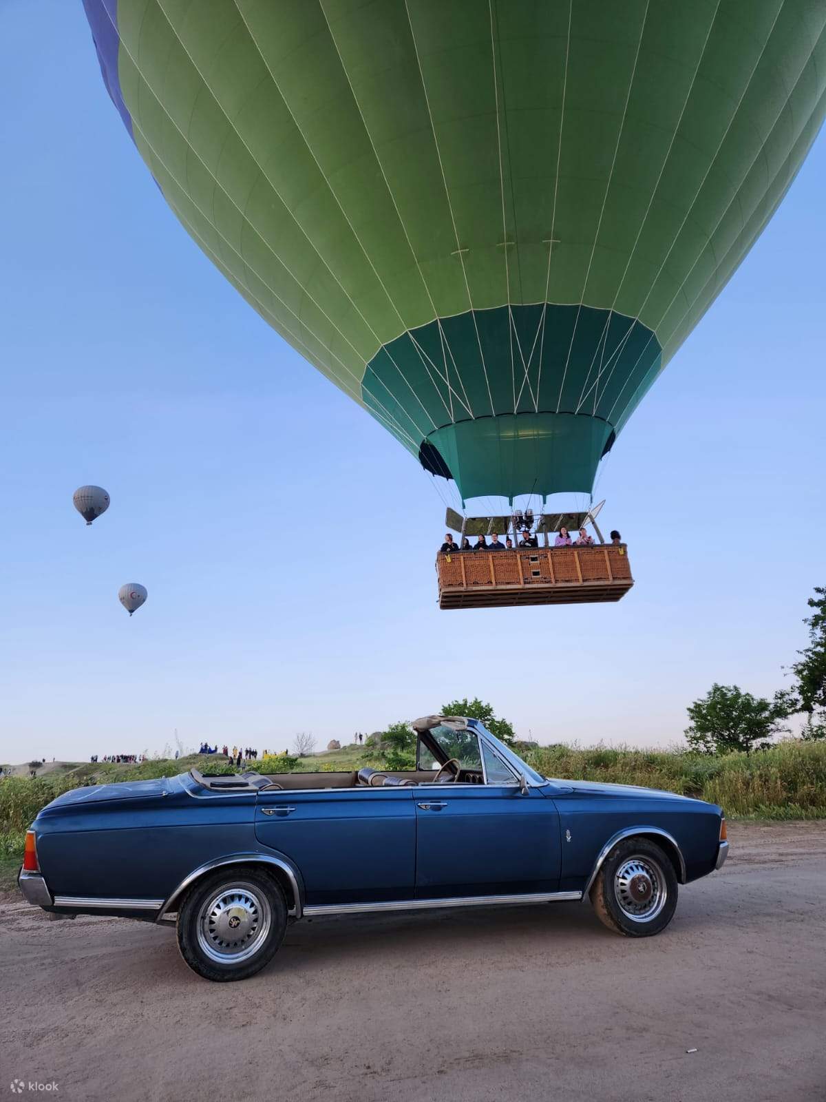 Classic Car and Balloon Chasing in Cappadocia - Klook Estados Unidos