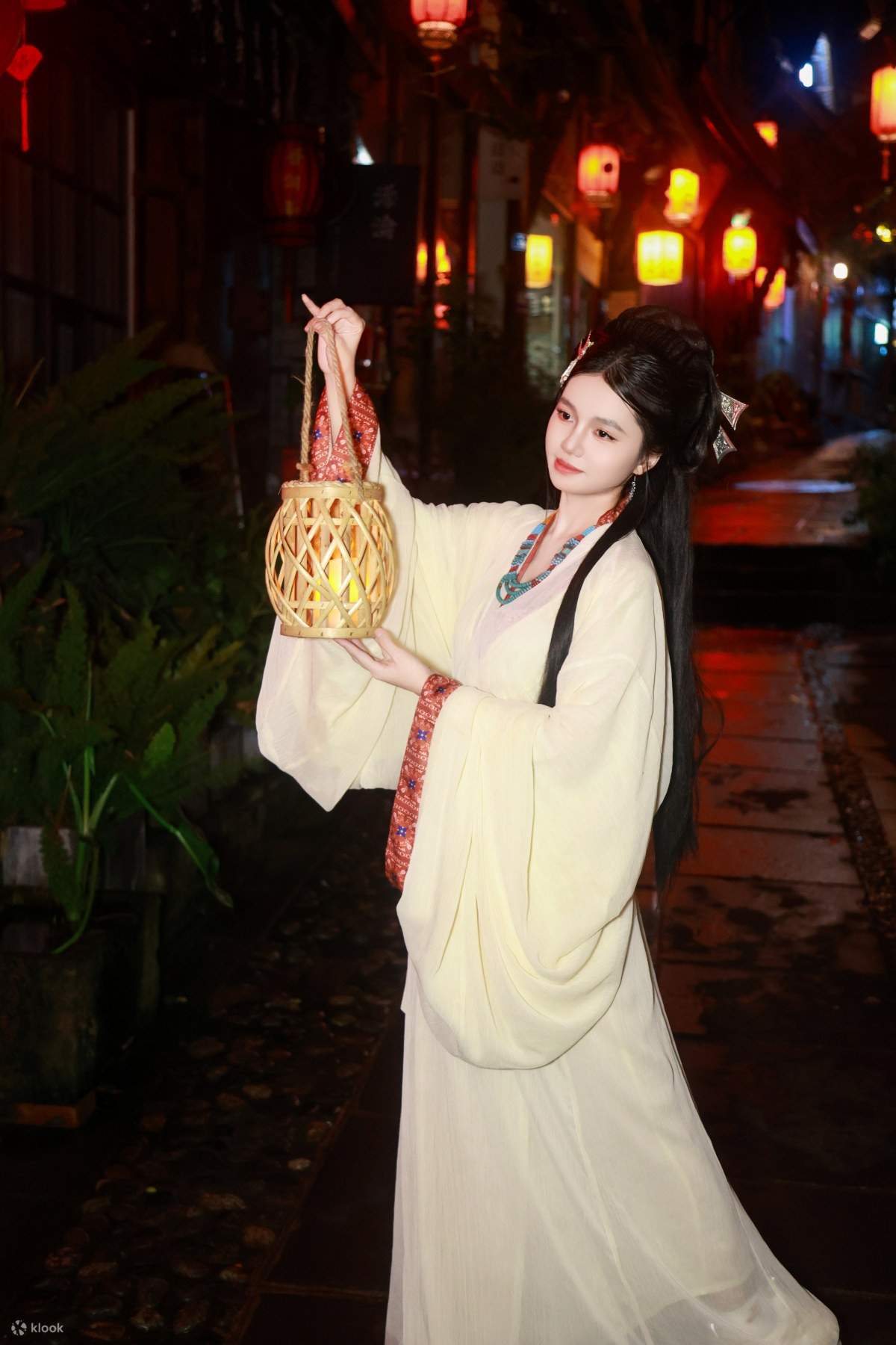 Chengdu Dujiangyan Photography Travel (Ethnic Style/Hanfu) - Klook
