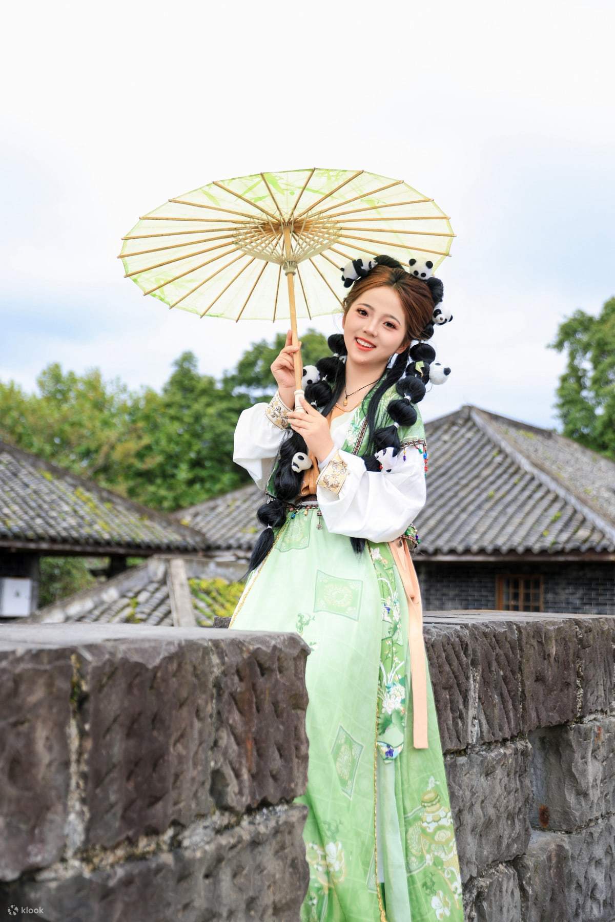 Chengdu Dujiangyan Photography Travel (Ethnic Style/Hanfu) - Klook