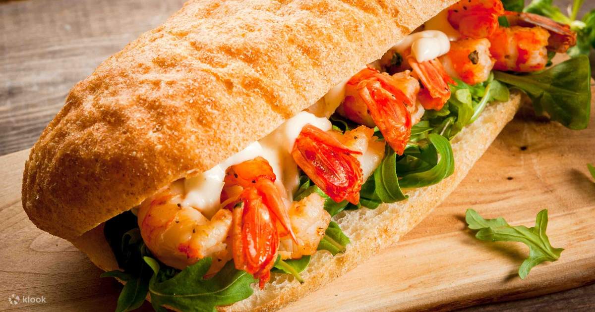 Center Street Bar di Pulau Pacific Hotel Hong Kong di Distrik Barat ...