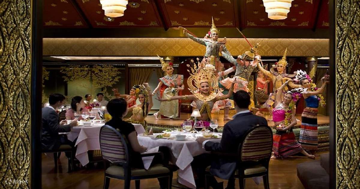 Sala Rim Naam Lunch Buffet and Set Meal in Mandarin Oriental, Thailand