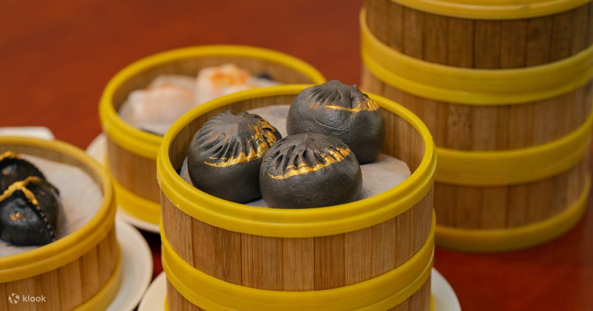 Buffet Tại Renaissance Riverside Sài Gòn (Viet Kitchen)