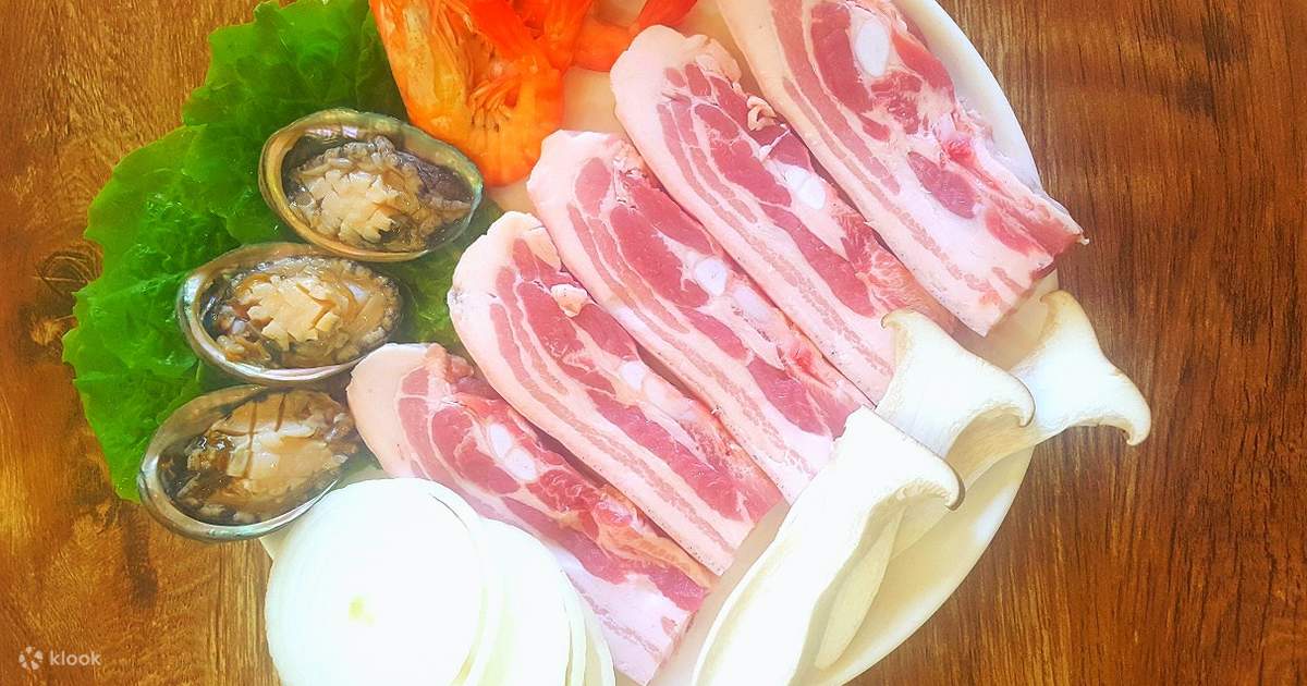 Cheonjeyeon Traditional Korean Restaurant, Jeju Island