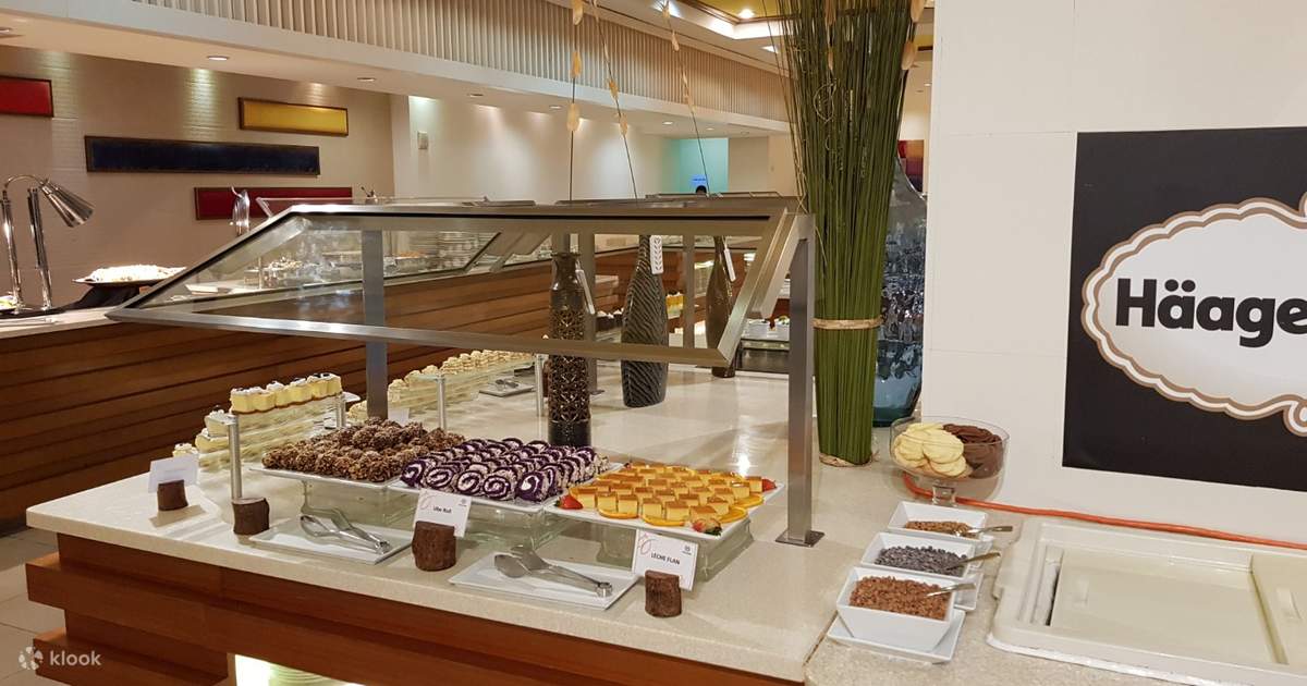 Buffet at La Cascata in Sheraton Laguna Guam Resort