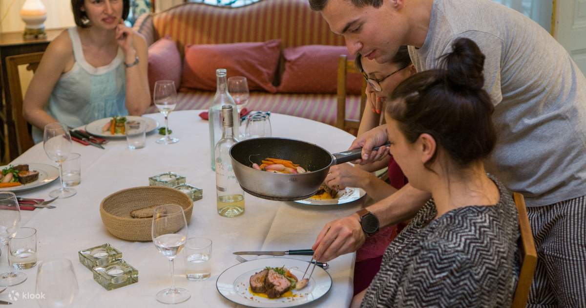 Classic French Home Dining Experience in Paris, France