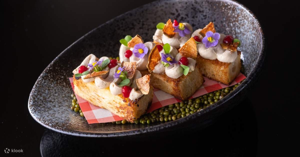 Vertigo Rooftop | Dining in Bangkok - Banyan Tree - Klook Philippines ...