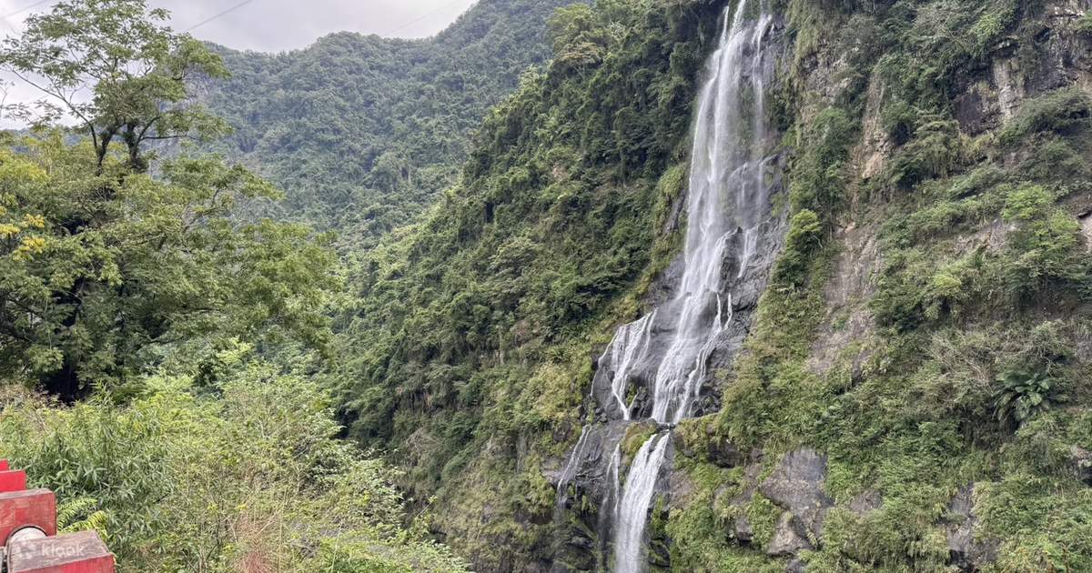 Unzen Paradise & Wulai Old Street & Wulai Scenic Trolley & Wulai ...