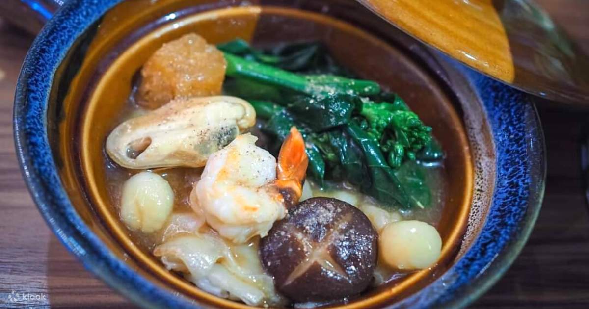 The Berkeley Dining Room in The Berkeley Hotel Pratunam