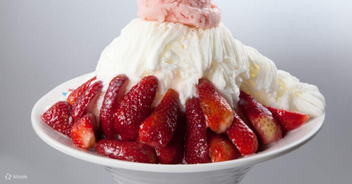 Sanxiongmei Snowflake Ice, Shilin Night Market - Klook Philippines ...