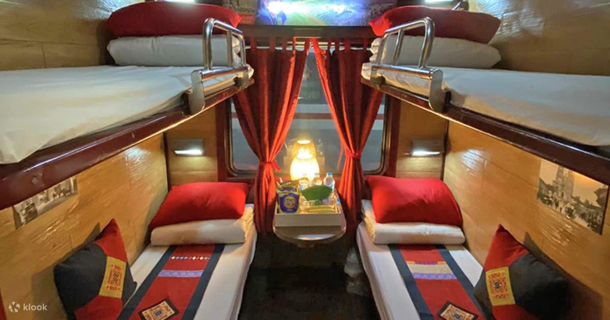 Hanoi - Sapa Deluxe Sleeper train by Damitrans Express