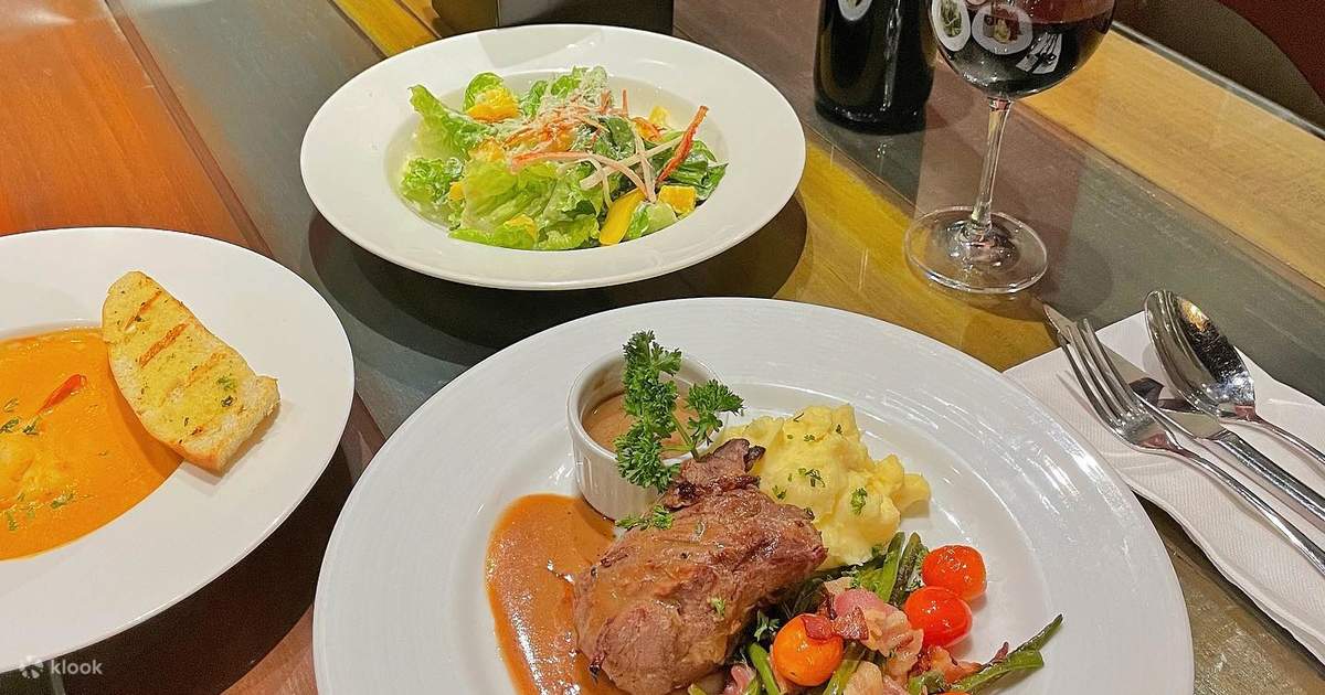 Aloha Boracay Island Grill F&B Offers