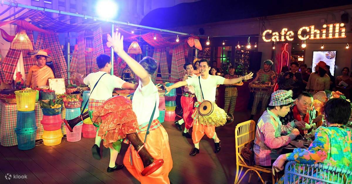 THB500 Dining Cash Voucher at Café Chilli in EmQuartier