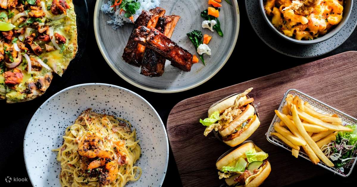 Escape Restaurant and Lounge in One Farrer Hotel - Wine and Dine Best ...