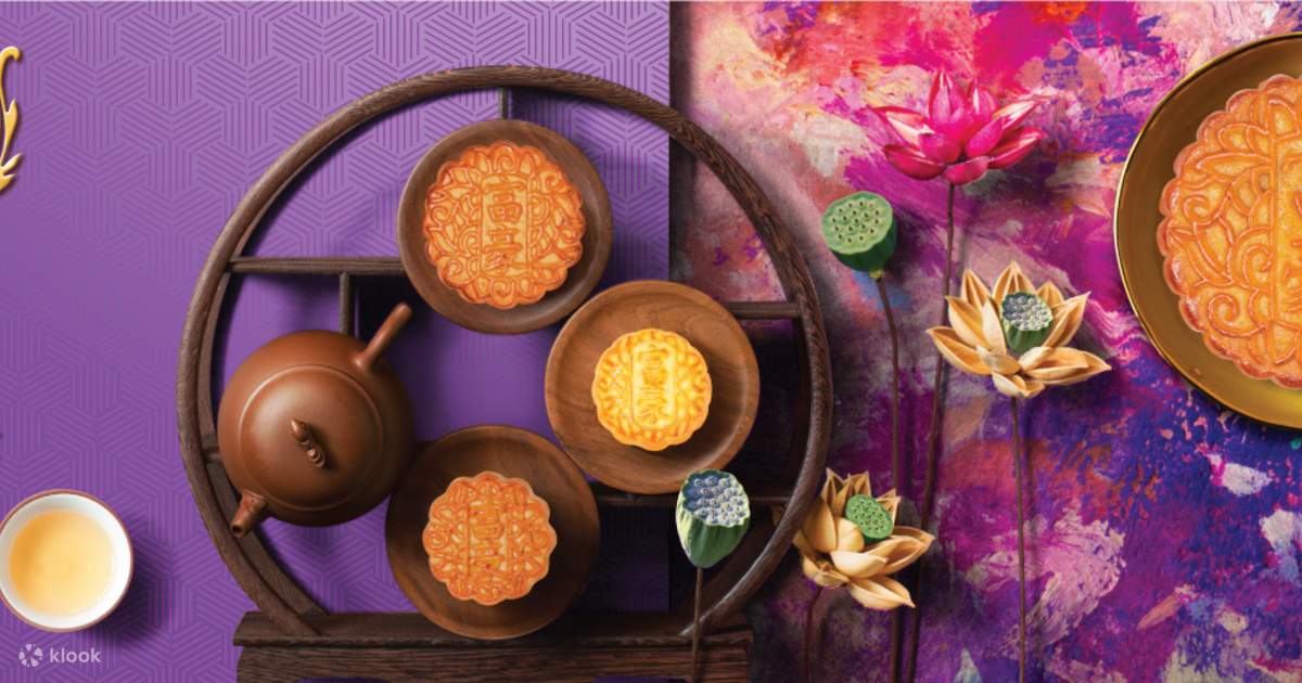Mooncake Sets by Regal Hotels in Hong Kong