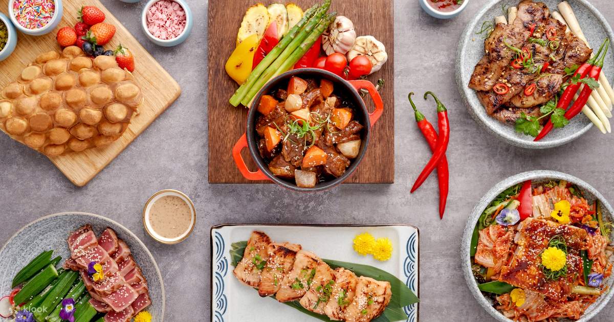 Buffet at Cafe Lagoon in Hong Kong Gold Coast Hotel