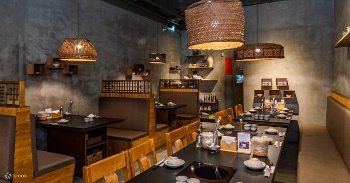 Bendingtang hot pot at MRT Beimen Station - Klook United States US