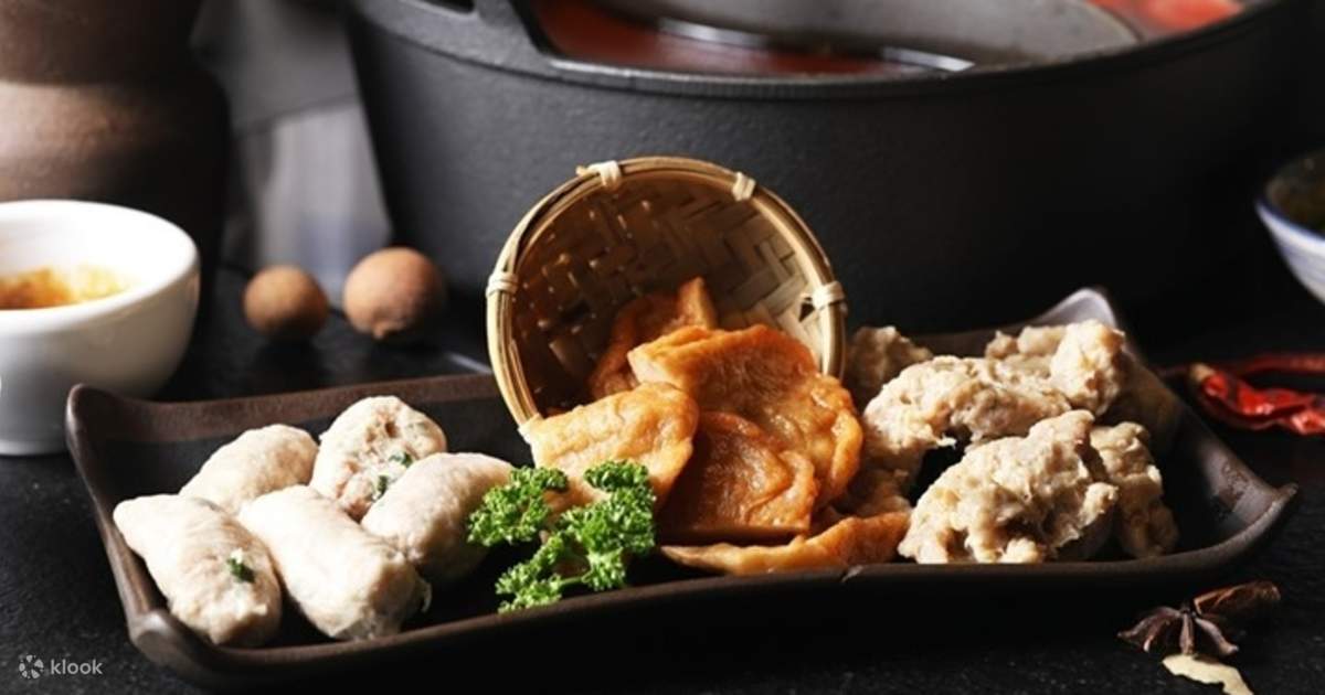 Bendingtang hot pot at MRT Beimen Station - Klook United States US