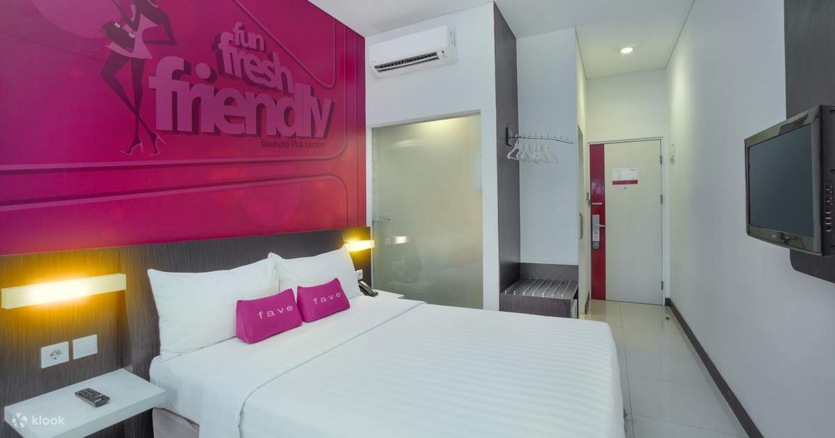 2-Night Staycation at Fave Hotel Pluit Junction With Breakfast and ...