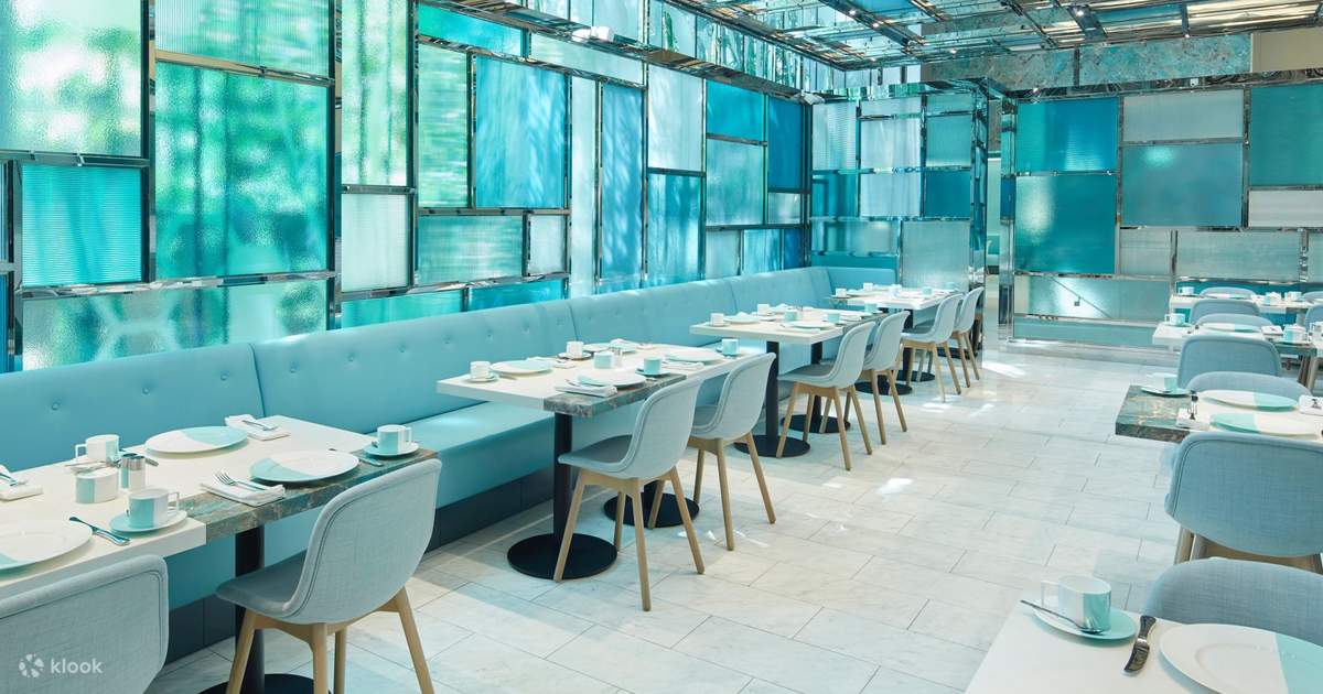 The Tiffany Blue Box Cafe in One Peking