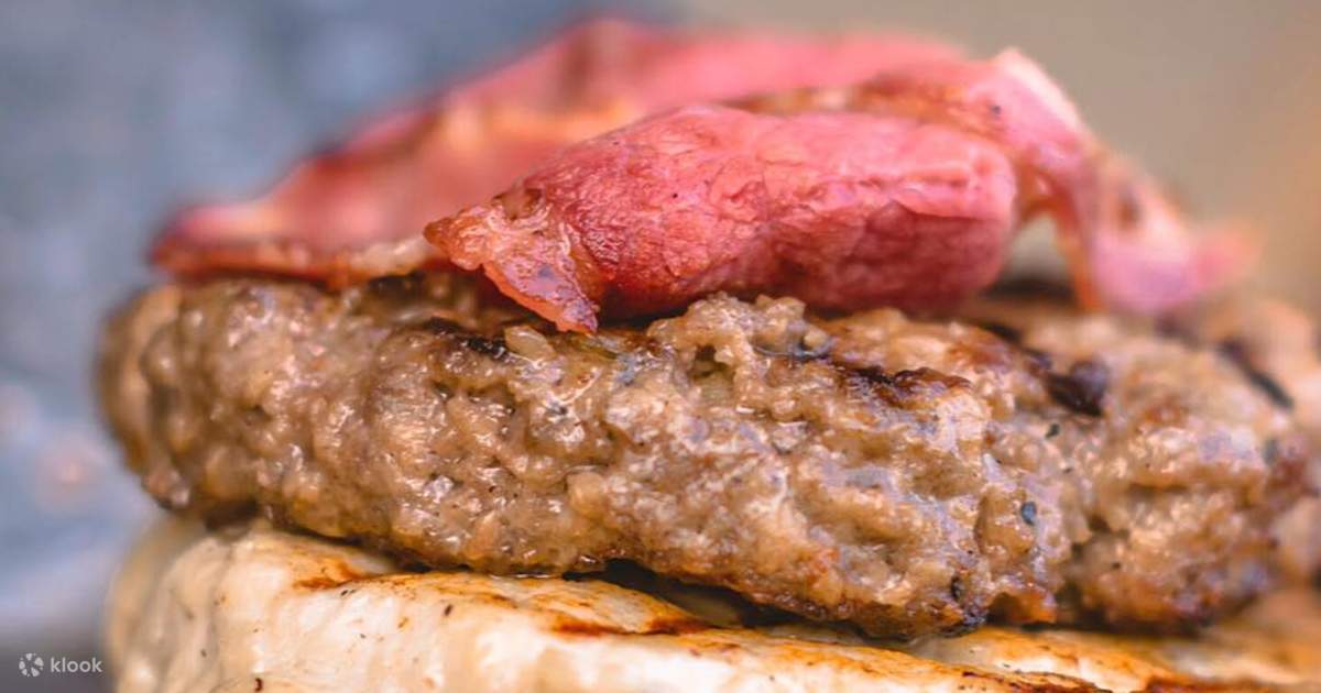 DD Space Burger, Taipan