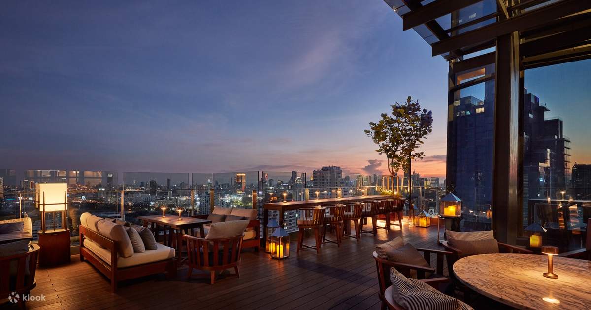 Hyatt Regency Bangkok Sukhumvit - Spectrum Lounge & Bar in Bangkok